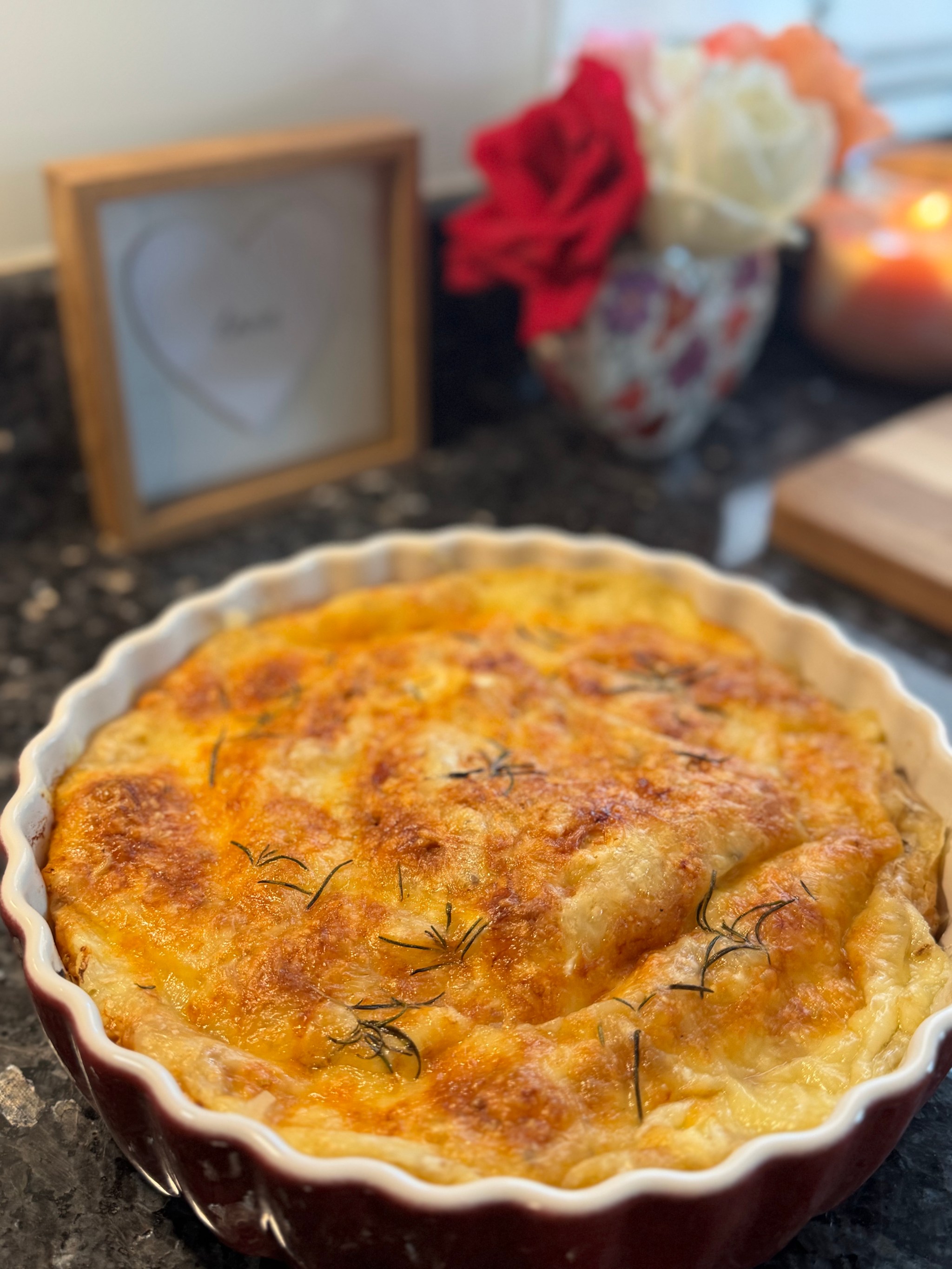 Cheesy Garlic Crinkle Pie – Cooking Mama