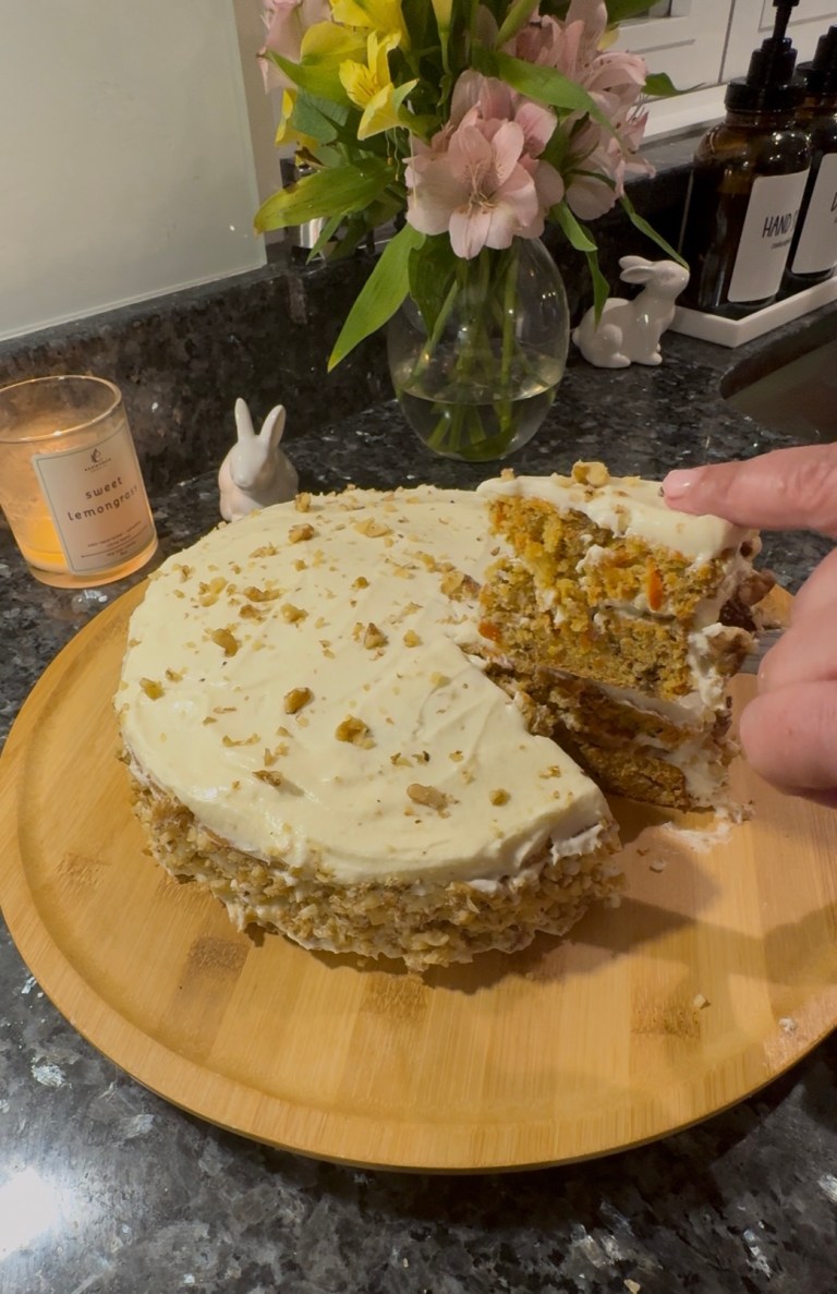 🥕Upgraded easy Carrot Cake – Cooking Mama